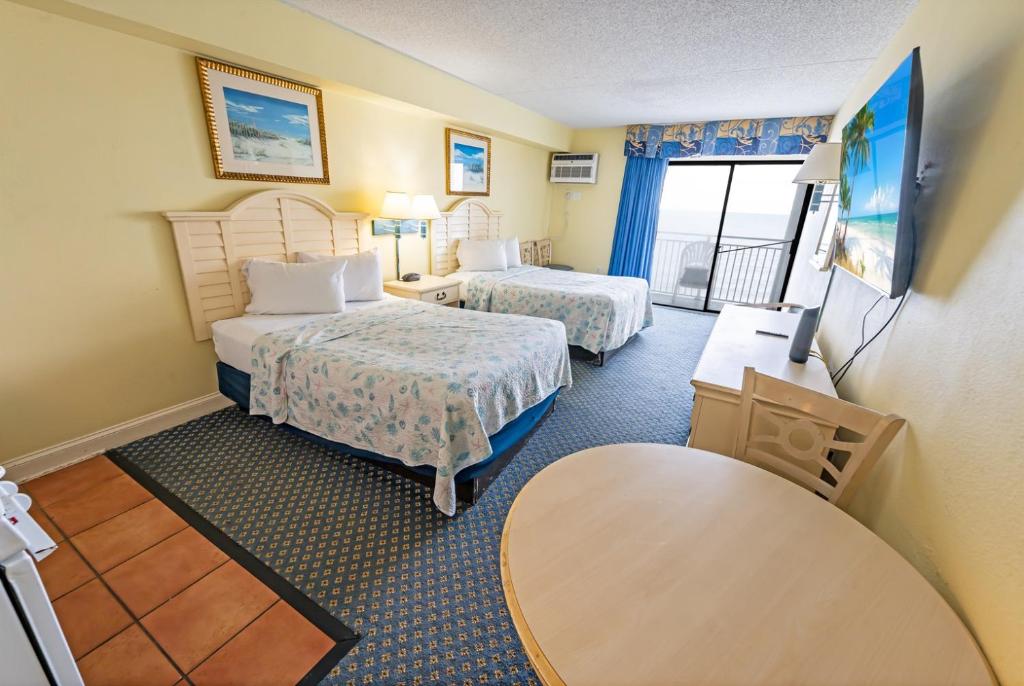 New Direct Oceanfront at Sea Mist, Remodeled,Pools, Мъртъл Бийч ...