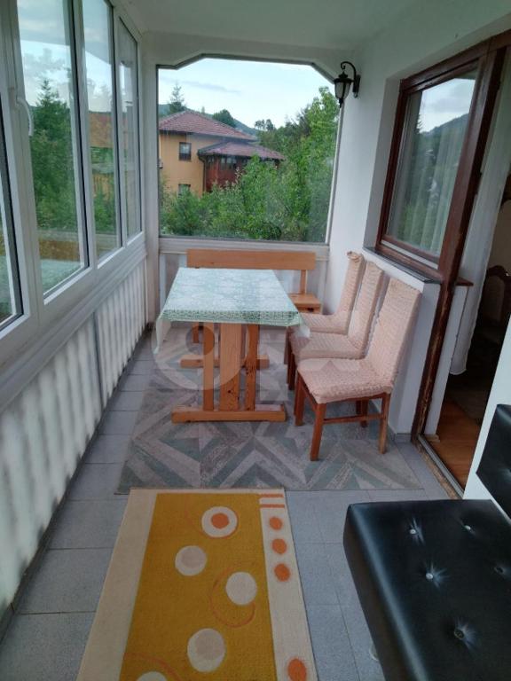 Bastion House with a bih garden, Bojnik (preços atualizados para 2026)