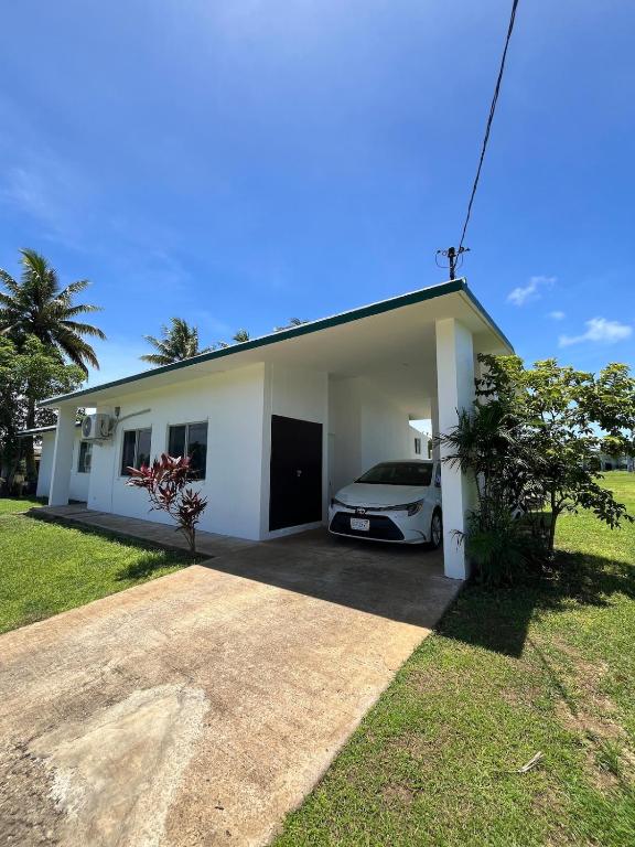 Tinian Island Haven, Tinian International Airport (prețuri actualizate ...