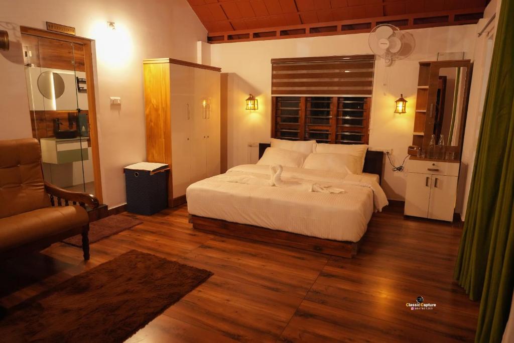 Heaven Crest Holidays and Plantations, Chithragiri (precios ...