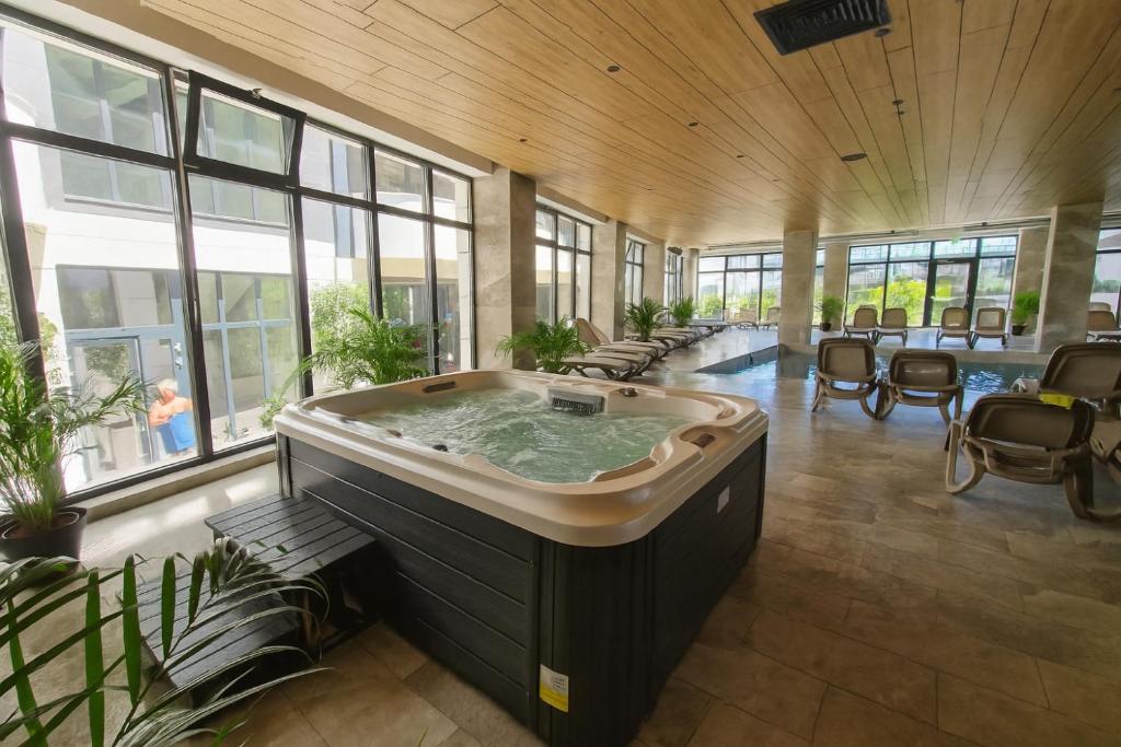 Alezzi Odyssey Pool & Spa Resort, Năvodari (precios actualizados 2026)