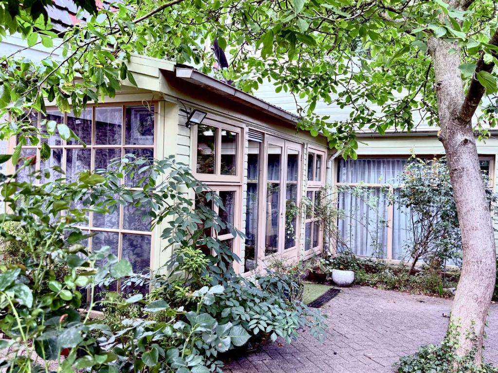 Entire spacious 6 persons house near the Efteling and Dutch Dunes ...