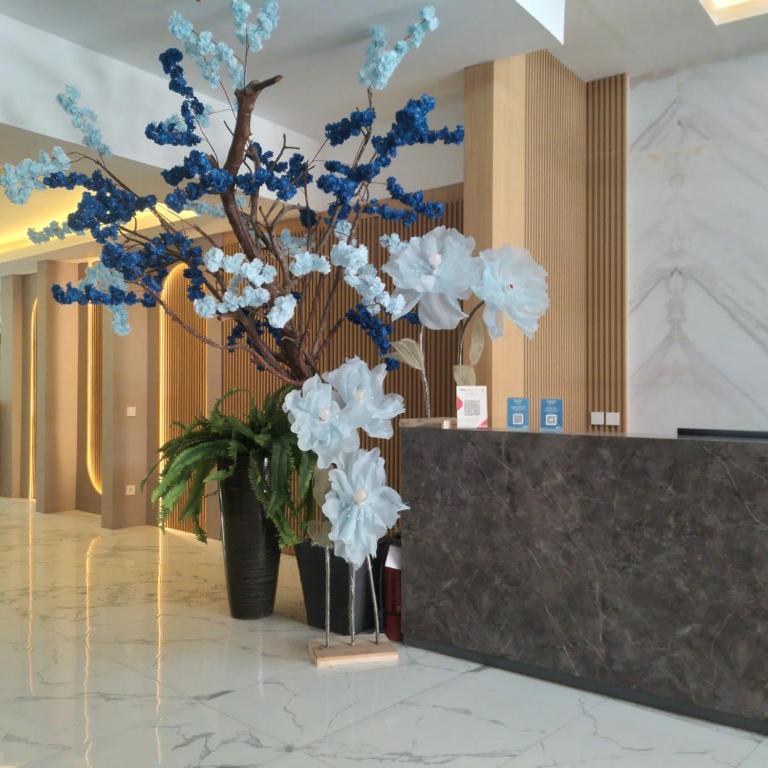 True Blue Bunga Bunga Hotel Pasar Baru - Jakarta, Jakarta (updated ...