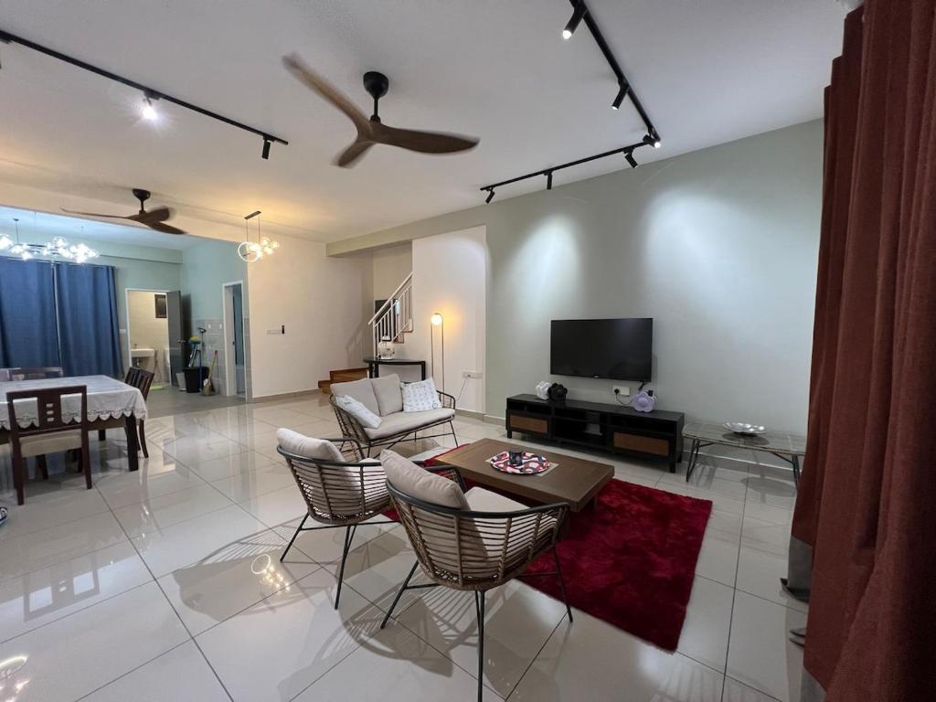 Ayden Modern Homestay، سيبانغ (أسعار محدثة لعام 2025)