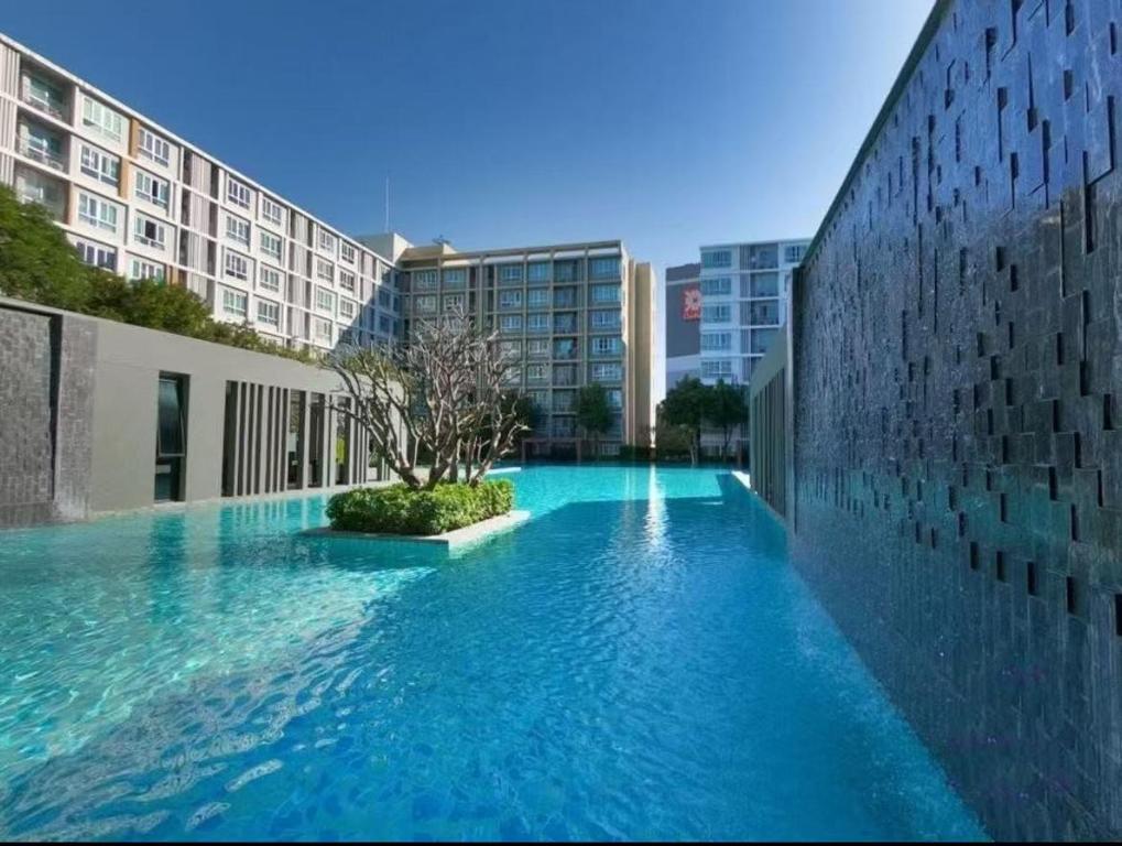 치앙마이 D Condo Sign 수영장 뷰 콘도 편안함과 편리함의 완벽한 조화,‏ צ'יאנג מאי (מחירים ...