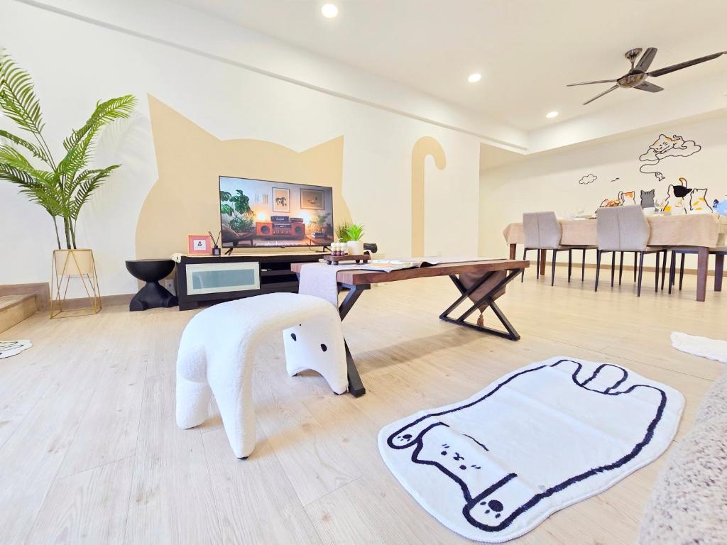 The Meow Loft Fahrenheit Bukit Bintang Kuala Lumpur - Pavilion - KLCC ...