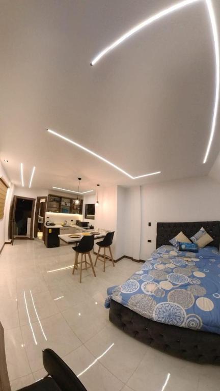 Van Gogh Store, Loja की (2026 के लिए अपडेट हुई कीमत)