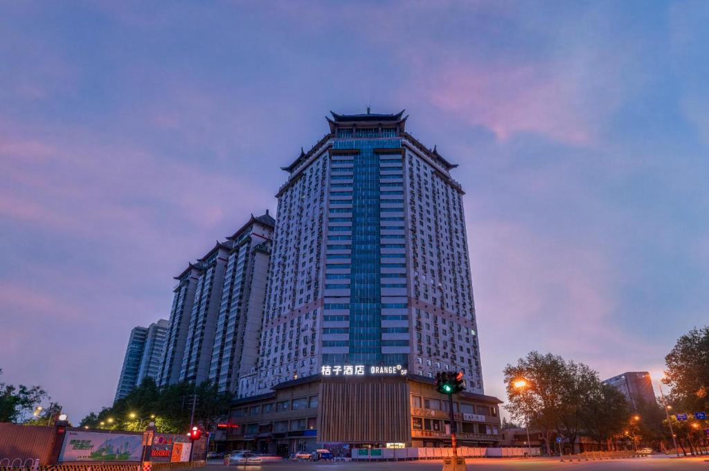 Orange Hotel Xi'an Jiaotong University Xingqing Palace Subway Station ...