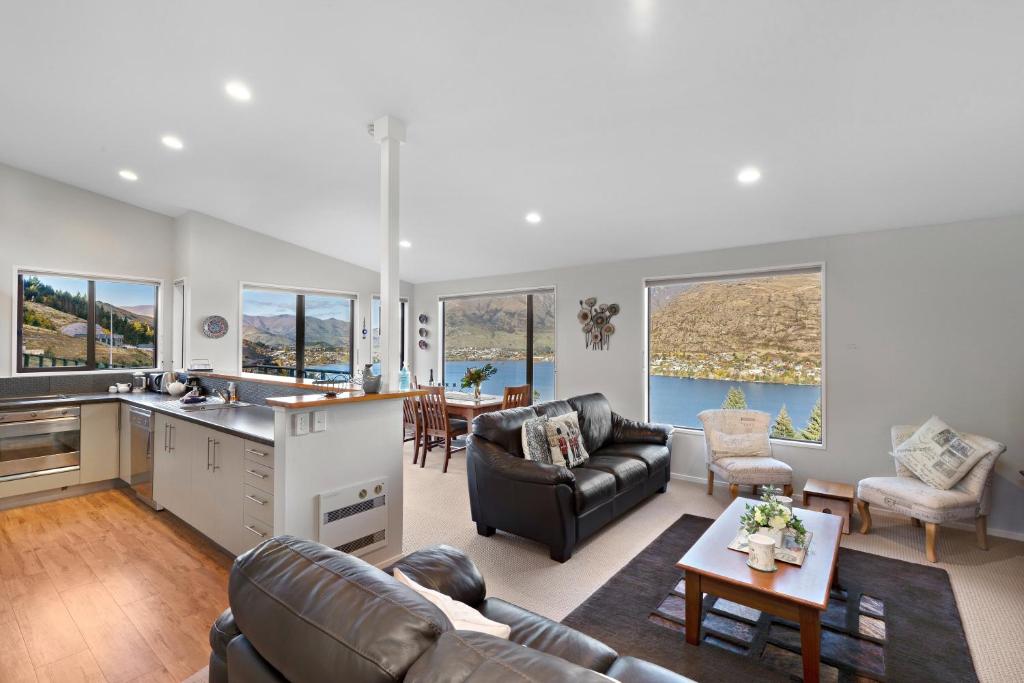 Panoramic View Lake Views, Queenstown (updated prices 2026)