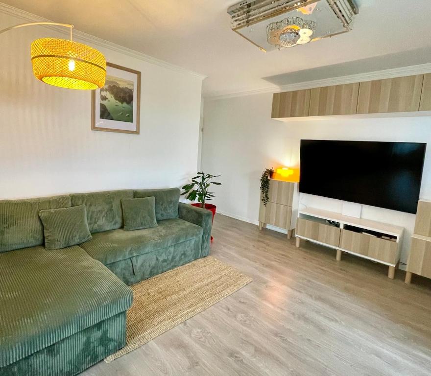 T3 super cosy, parking sécurisé , grande terrasse, ascenseur, Vitry-sur ...