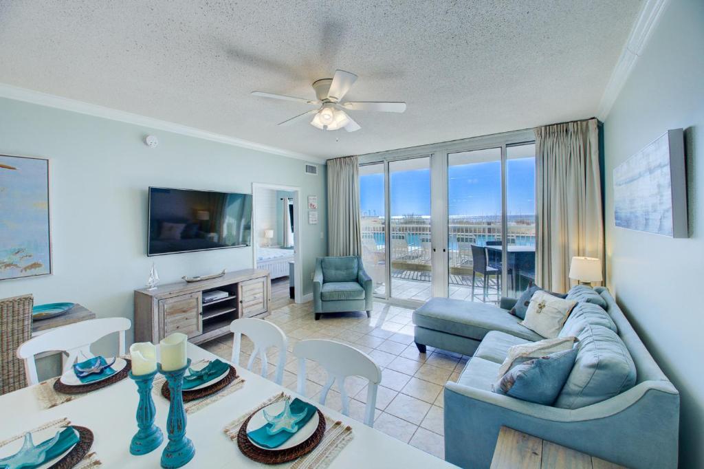 Waters Edge 111 - Ground Floor - Beach Front - Steps to Pool and Sand ...
