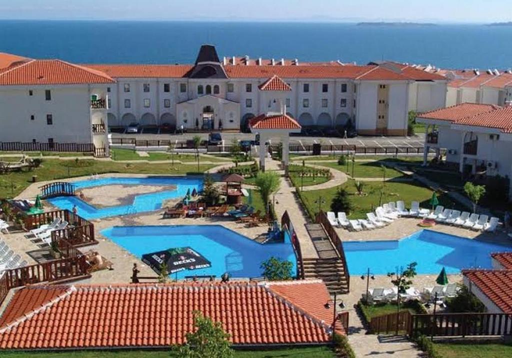 Kombani 3, Sveti Vlas (updated prices 2026)