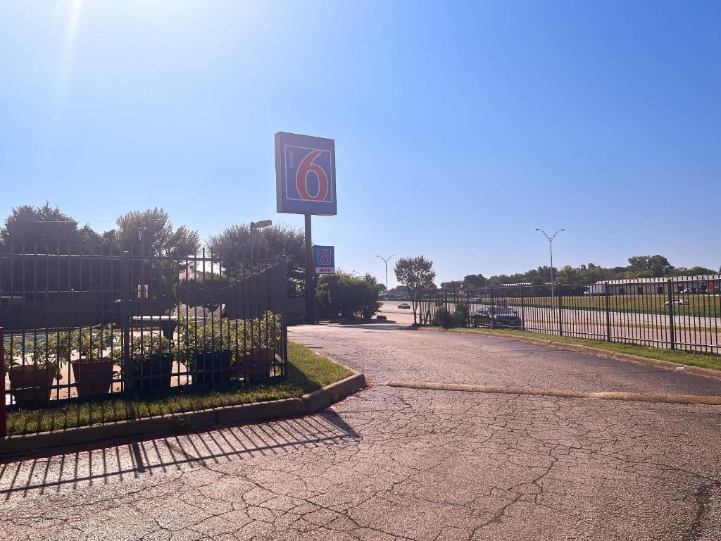 Motel 6 Dallas, TX – St. Augustine / HWY 175, Dallas (preços ...
