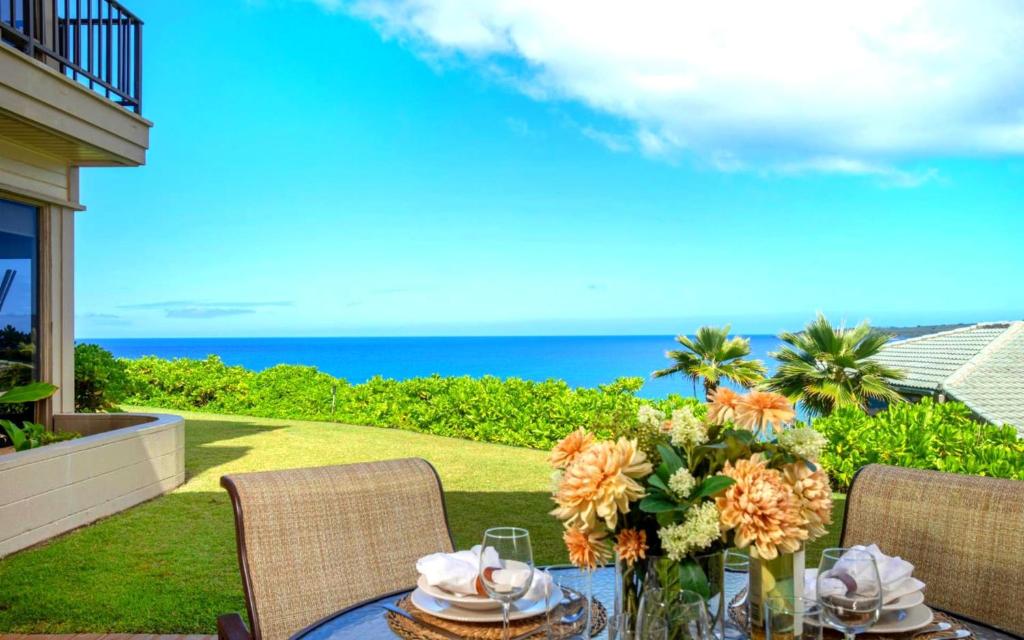 KBM Resorts Spacious 3-Bedroom Kapalua Bay Villas Collection Multi Unit ...
