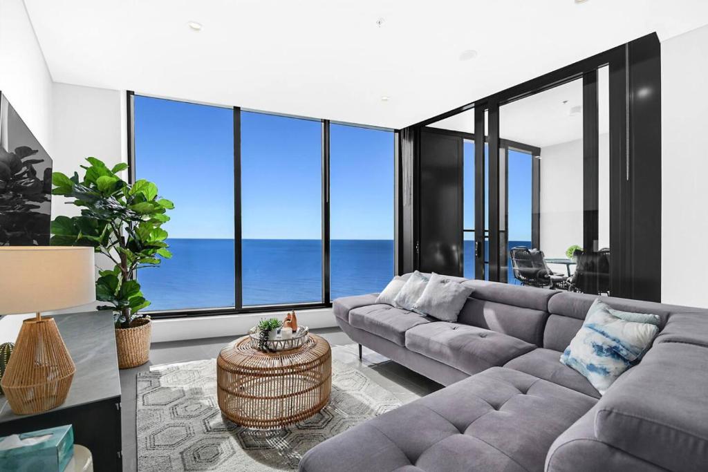 High Rise 3b luxury large Apartment, Gold Coast (updated prices 2025)