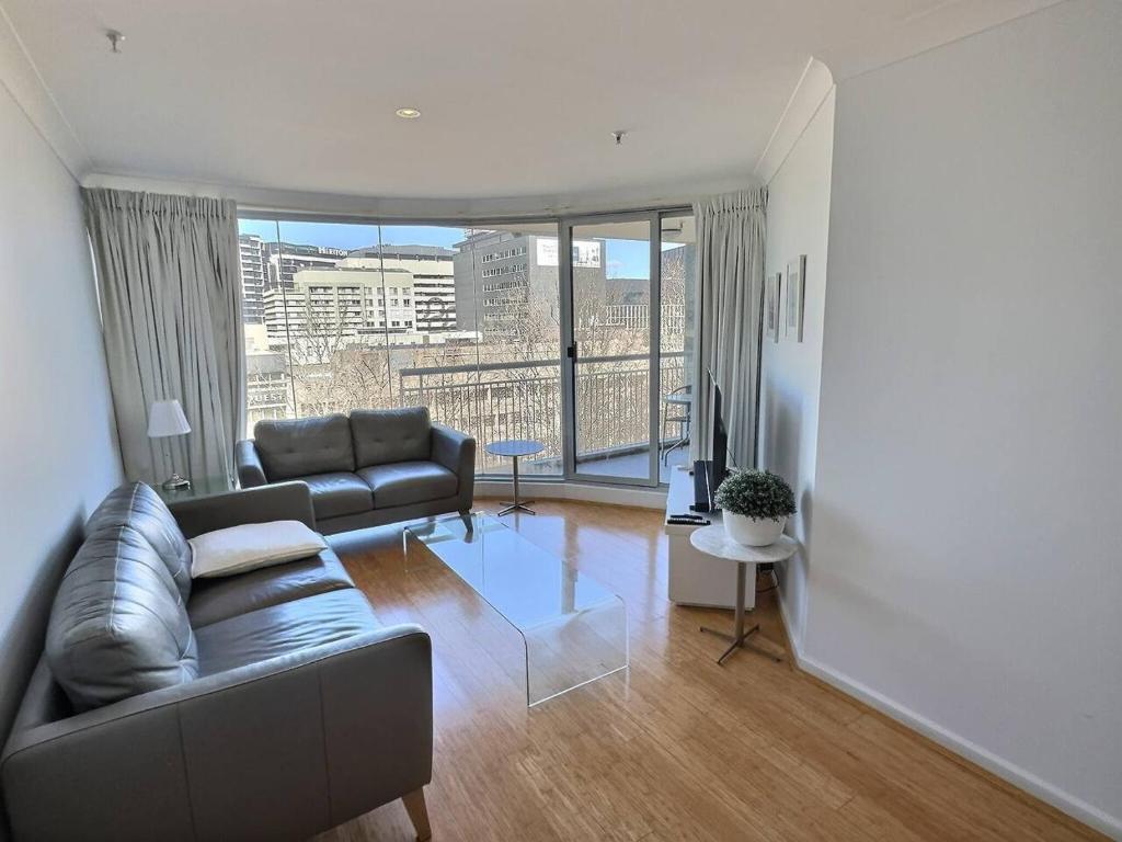 City Centre on City Walk, Canberra (updated prices 2026)