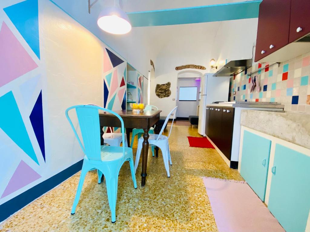 Dimora Concept- Casa D'arte e Vacanze - Free parking, Finale Ligūrė ...