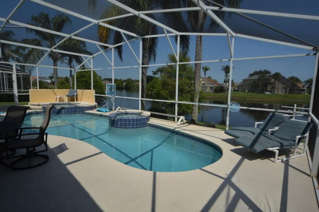 Lakefront Bliss Private Pool Near Disney World, Orlando (preços ...