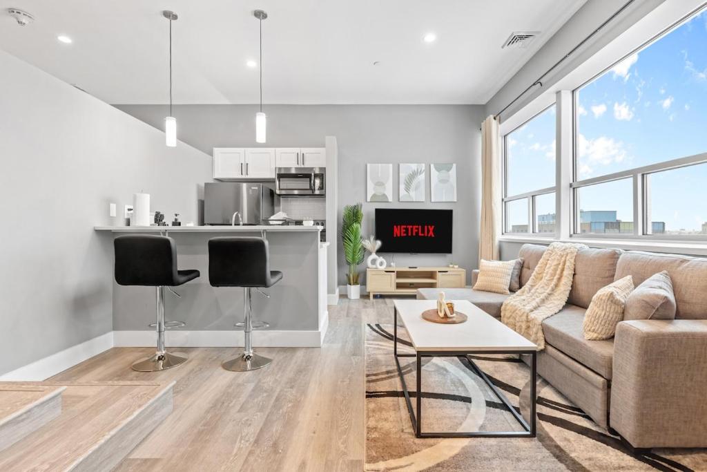 Modern DT Stay, King Bed, Parking Available, Cleveland (aktualne ceny ...