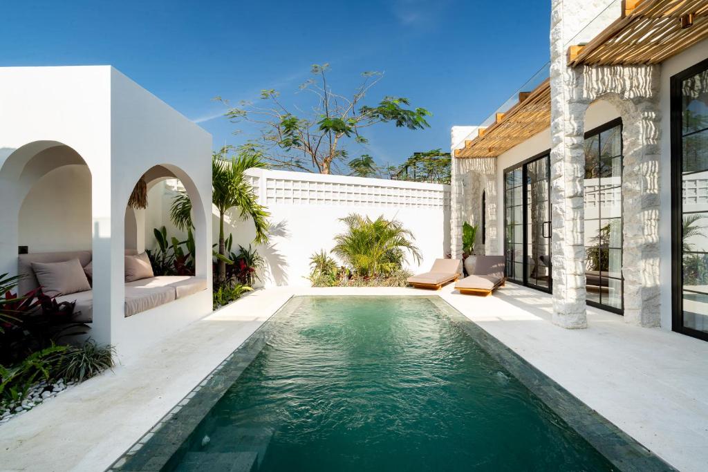 Yolla Bingin Residence 2023 - Uluwatu by Yolla Hospitality, Uluwatu ...