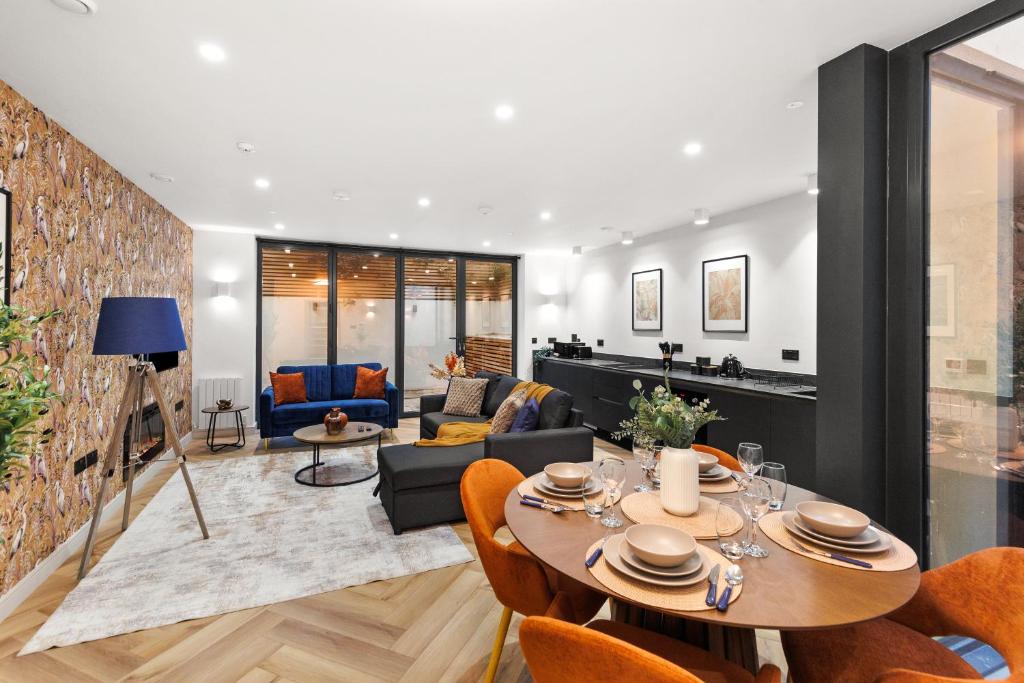 Luxe Duplex Apartment Fulham With Outdoor Patio, London (updated prices 2026)