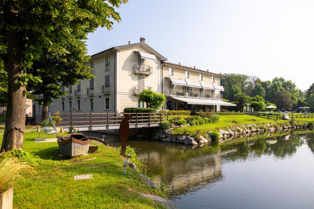 Hotel Il Corazziere, Merone (updated prices 2026)