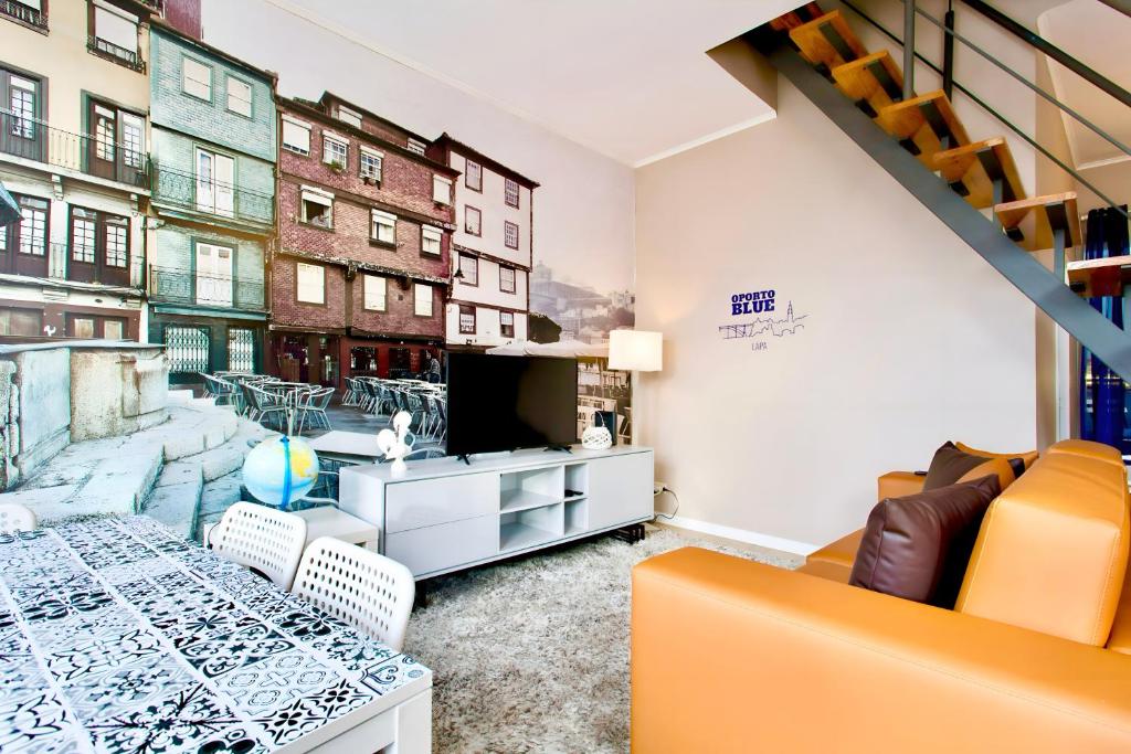 Oporto Blue Lapa - Spacious Family Apartment With Winter Garden, Porto ...