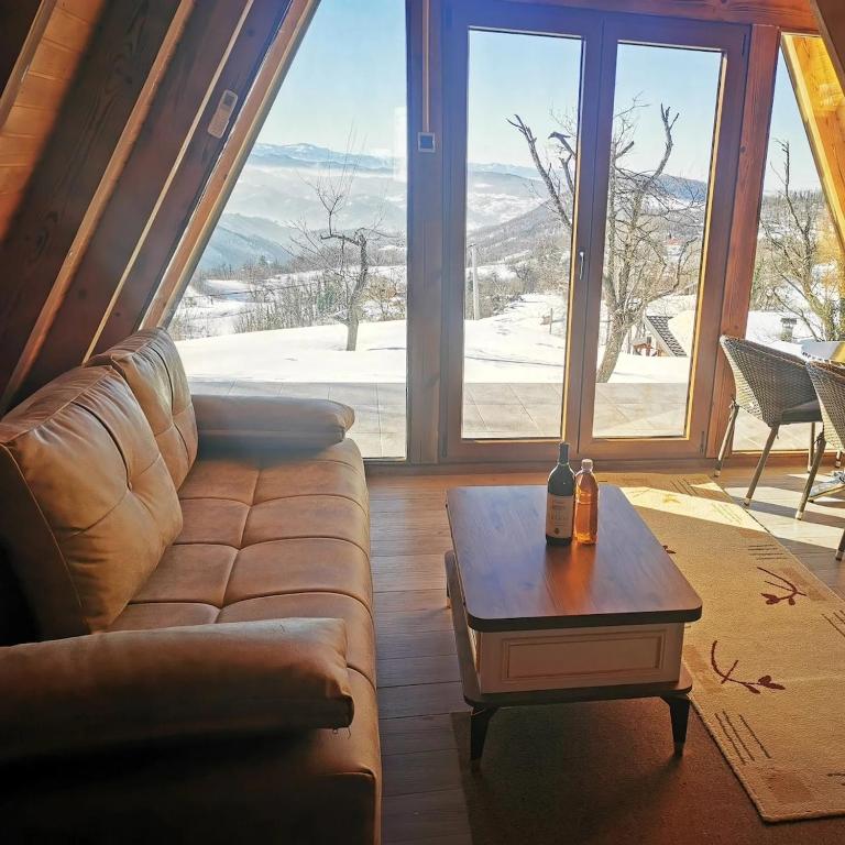 Naša Maša Doboj- bungalov Nasa Masa Doboj-bungalov, Ντόμποϊ ...