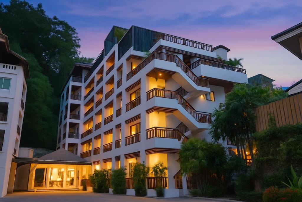 C233 Condo 650m Surin 1BR with Pool &Gym Prime Location, Surin Beach ...