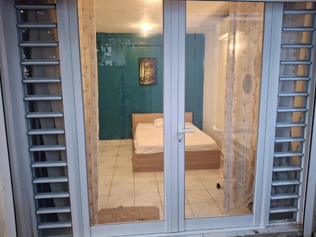Gamping au soleil de Blachon, Lamentin (tarifs actualisés, 2026)