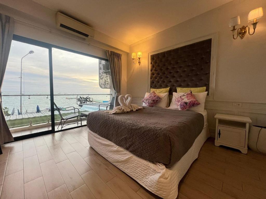 Coco beach, Ban Bang Saen (atnaujintos 2025 m. kainos)