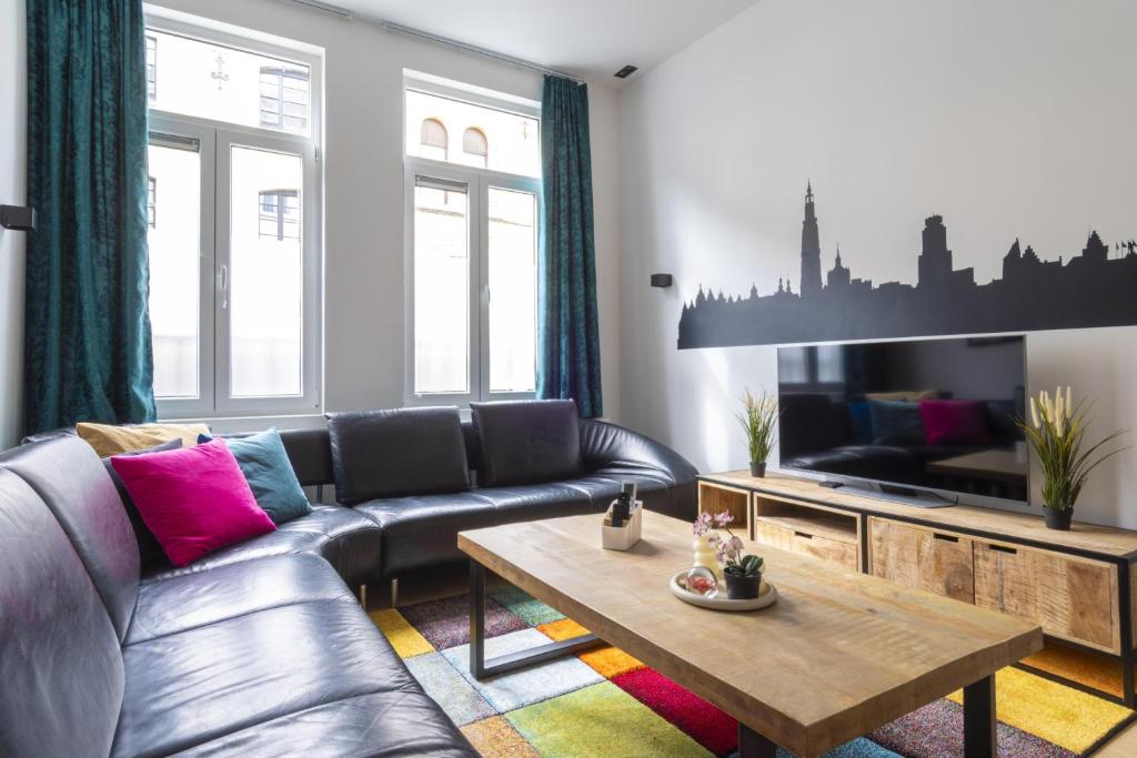 Modern Antwerp Getaway App - Heart d Anvers, Antwerpen (bijgewerkte ...