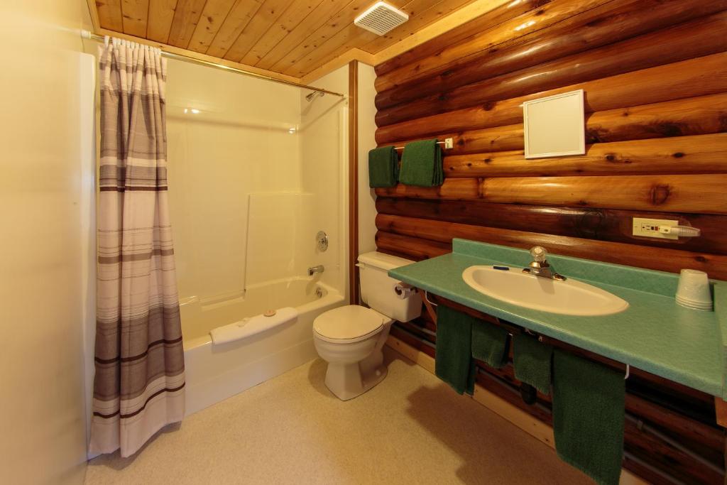 Mount Robson Lodge, Mount Robson – Updated 2023 Prices