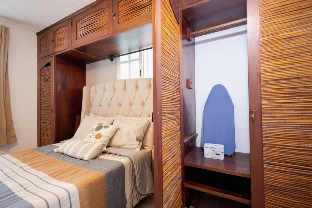 Room with shared bathroom in the heart of Cancun, Cancún (updated ...