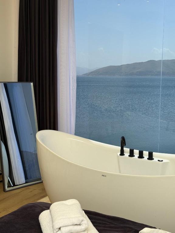 Diamond LunaMi, Sevan (updated prices 2025)