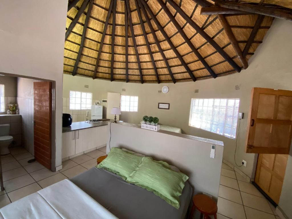 Kettie & Klip Self Catering Accommodation, Marloth Park (aktualne ceny ...