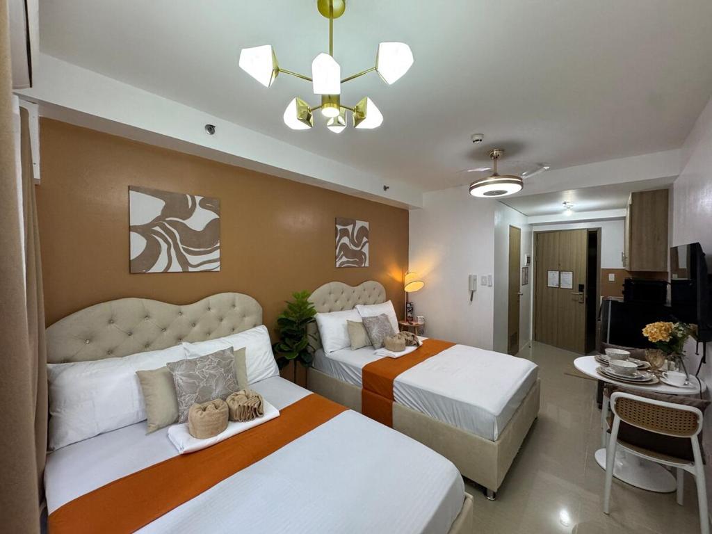 640 Coffee Room Shore 2 Residences MOA Pool View by Prime Stay, Manila ...