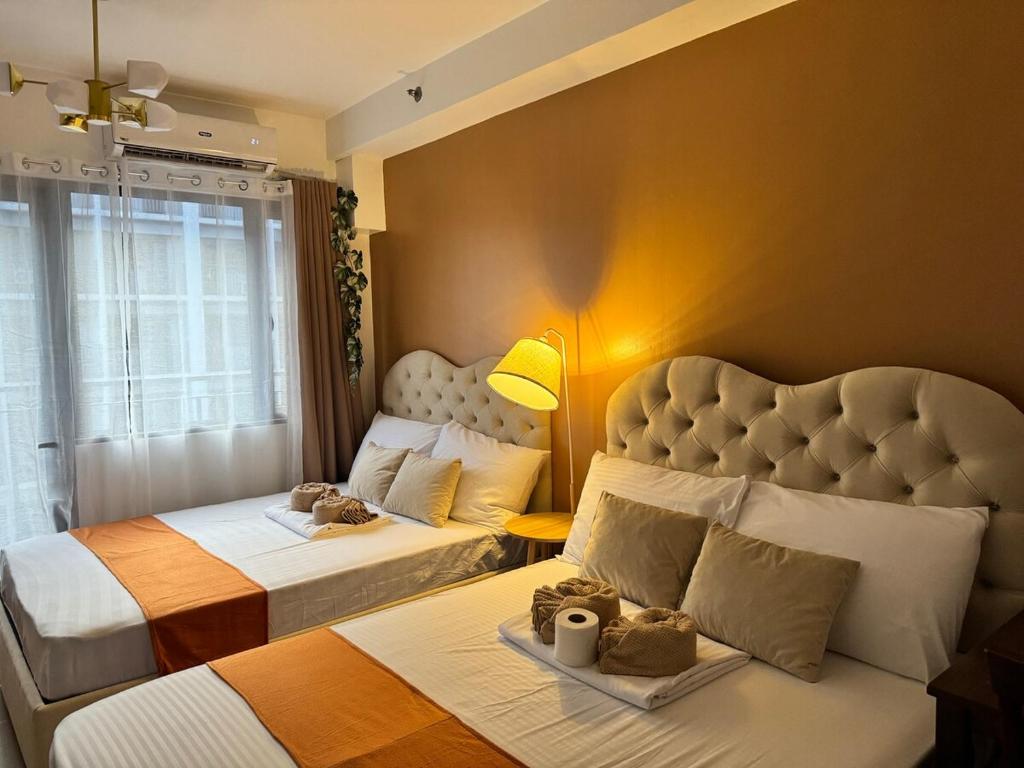 1645 Coffee Room Shore 2 Residences Pool View by Prime Stay MOA, Manila ...