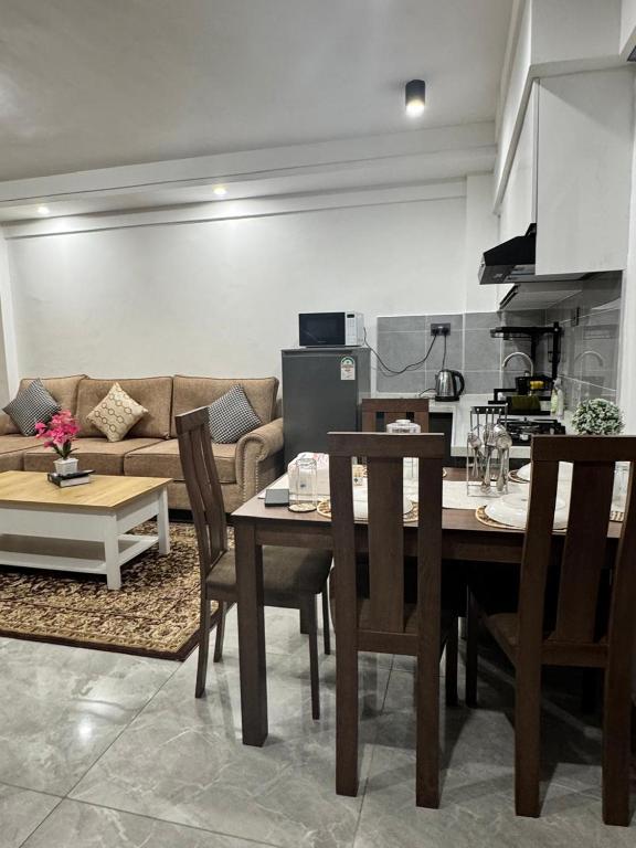 Modern Oasis Apartment 15th Floor City View Kilimani, Gatunga (2026 ...