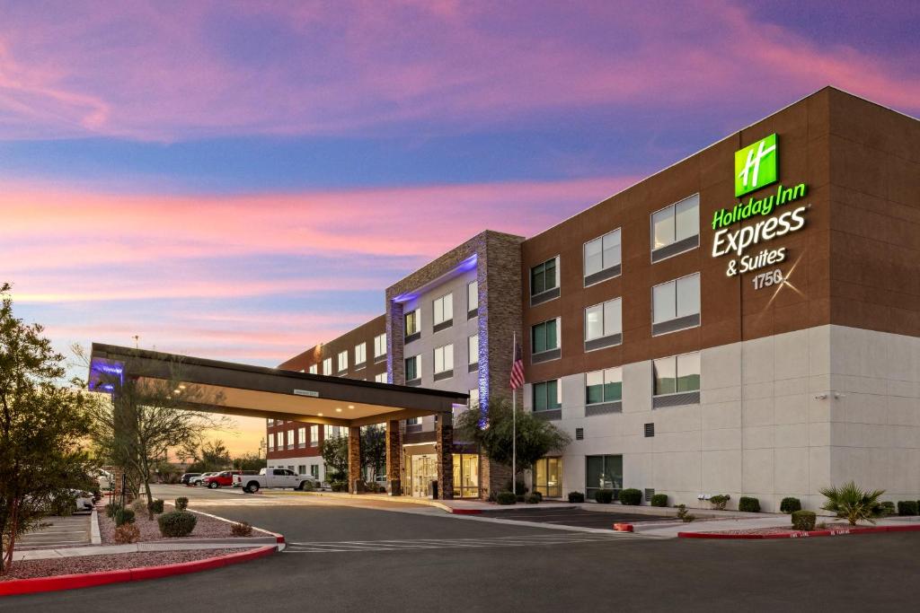 Holiday Inn Express & Suites Phoenix West - Tolleson by IHG, Phoenix ...