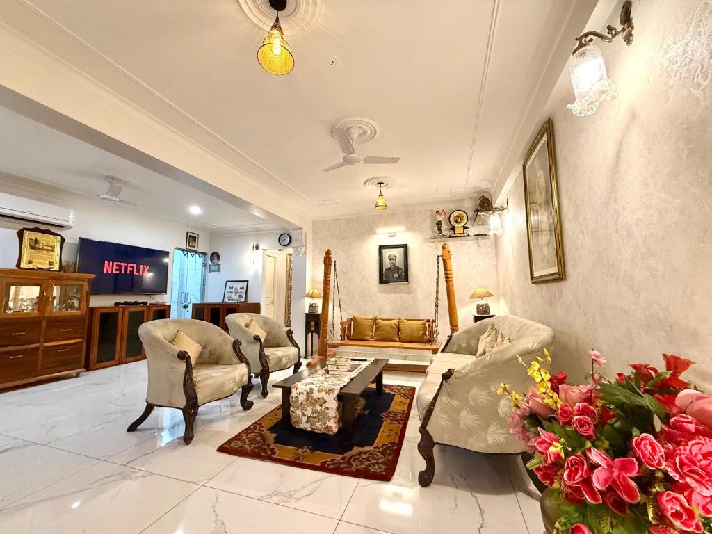 3 BR Borderman's Retreat in Center with Cook by Palm Leisure, Jaipur ...