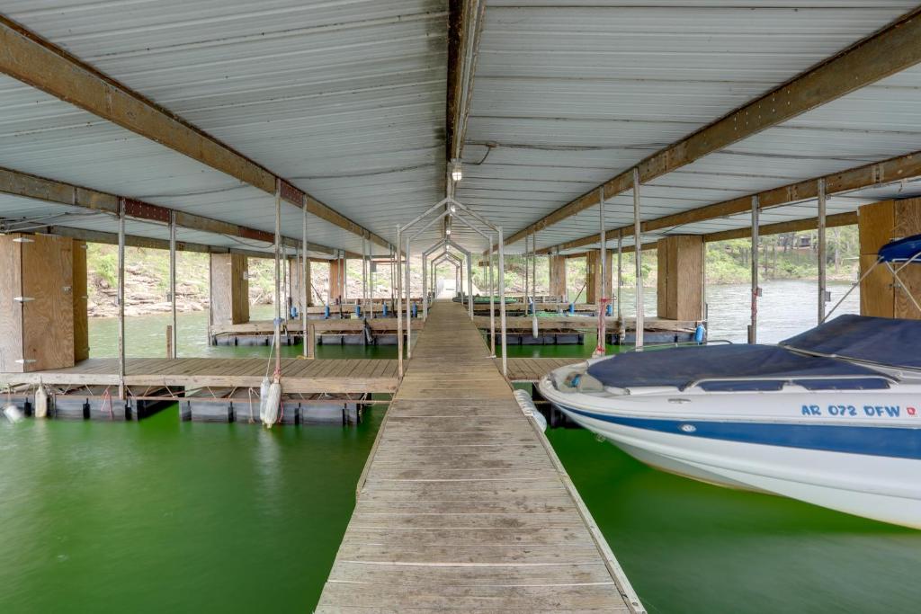 Bring Your Boat! Greers Ferry Lake Home with Slip, Greers Ferry ...