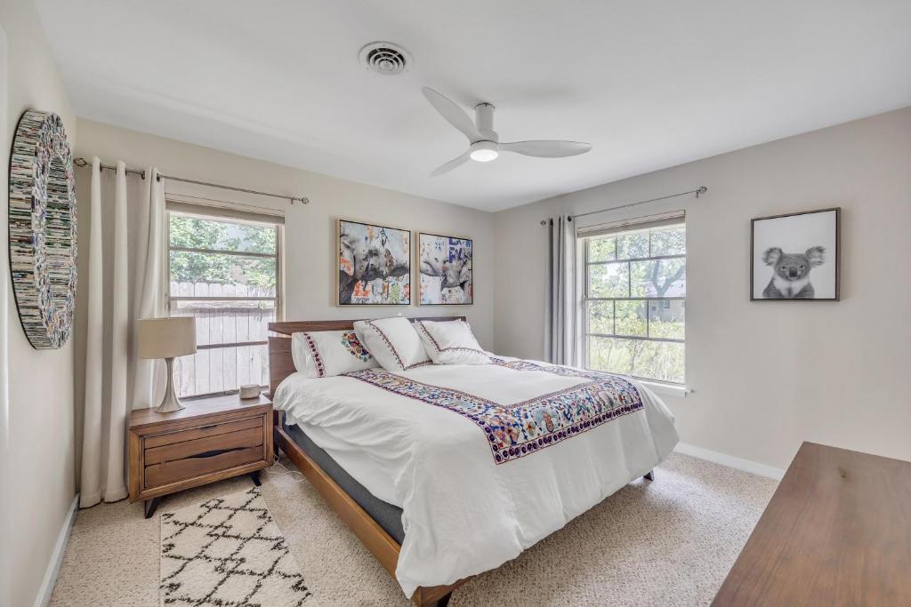 Mid-century modern house in Austin, Austin (prezzi aggiornati per il 2026)