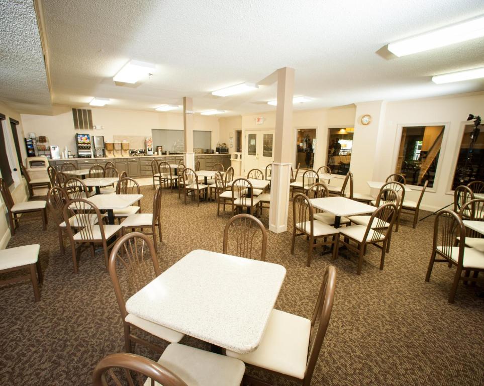 Northfield Inn Suites and Conference Center, Springfield (updated ...