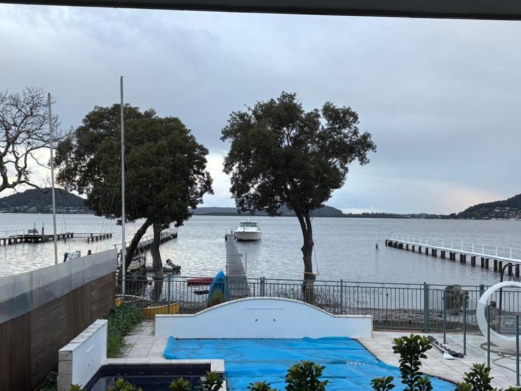 Bluewatersanctuary holiday house, Tascott (updated prices 2026)