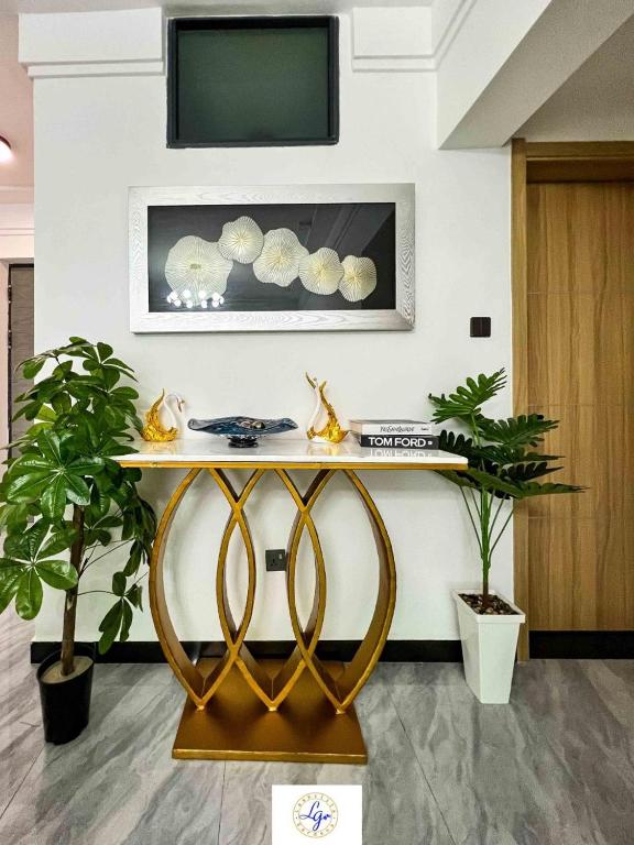 Comfort living one bedroom apartment with fully equipped gym swimming ...