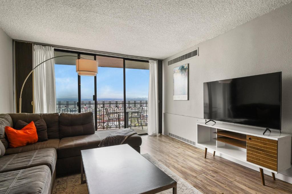 Sky High Downtown Denver Studio & Pet Friendly, Denver (precios ...