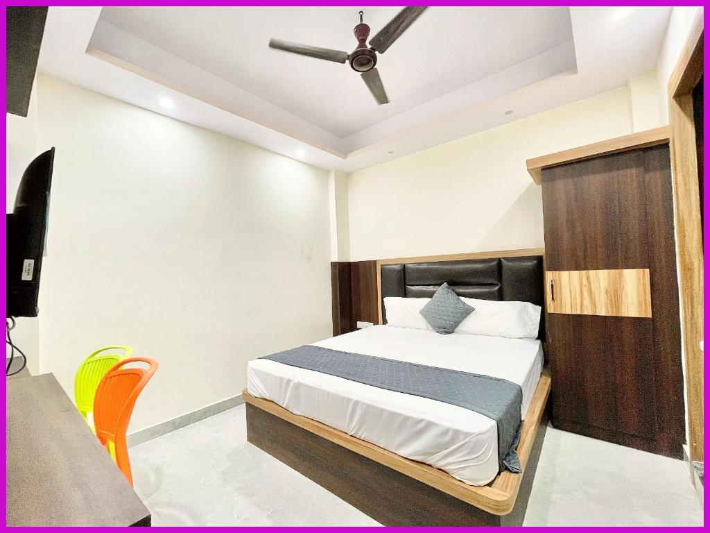 Hotel Gunjan Palace Near Sea Beach And Jagannath Temple - Free Wifi and ...