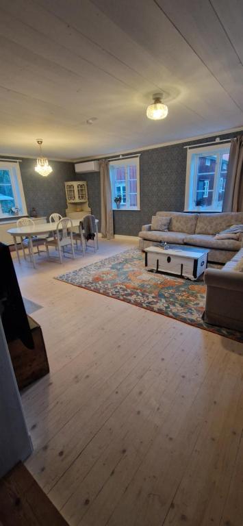 Lovingly renovated turn-of-the-century house on a farm, Vimmerby ...