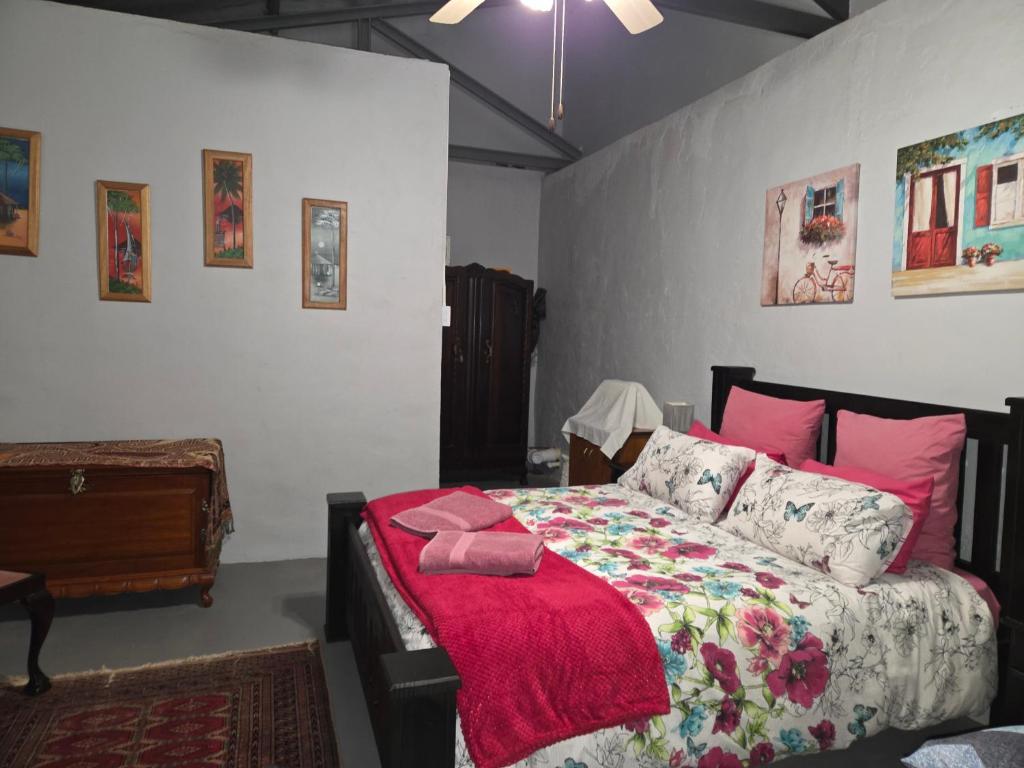 Mesklip guest farm Die Driehoek,‏ ספרינגבוק (מחירים מעודכנים ל-2025)